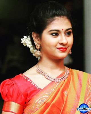 Nithyashree Venkataramanan : Booking Price,Contact,Show,Event: partymap.in